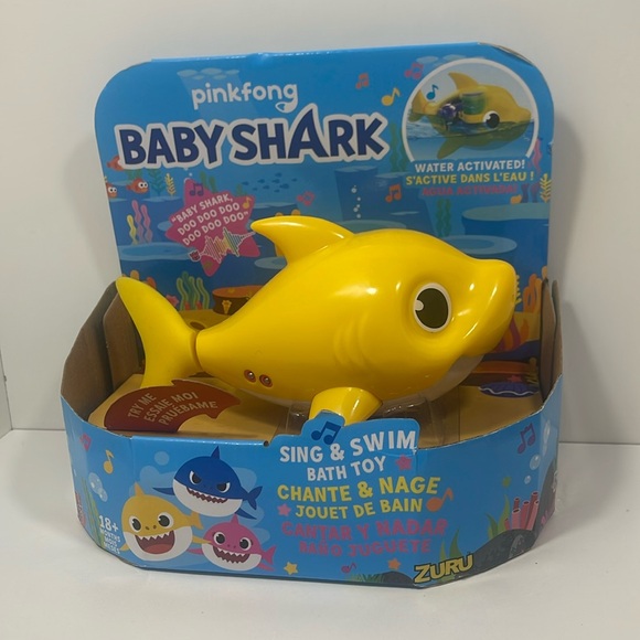 zuru | Swim | Robo Alive Baby Shark Water Activated Sing And Swim Bath ...
